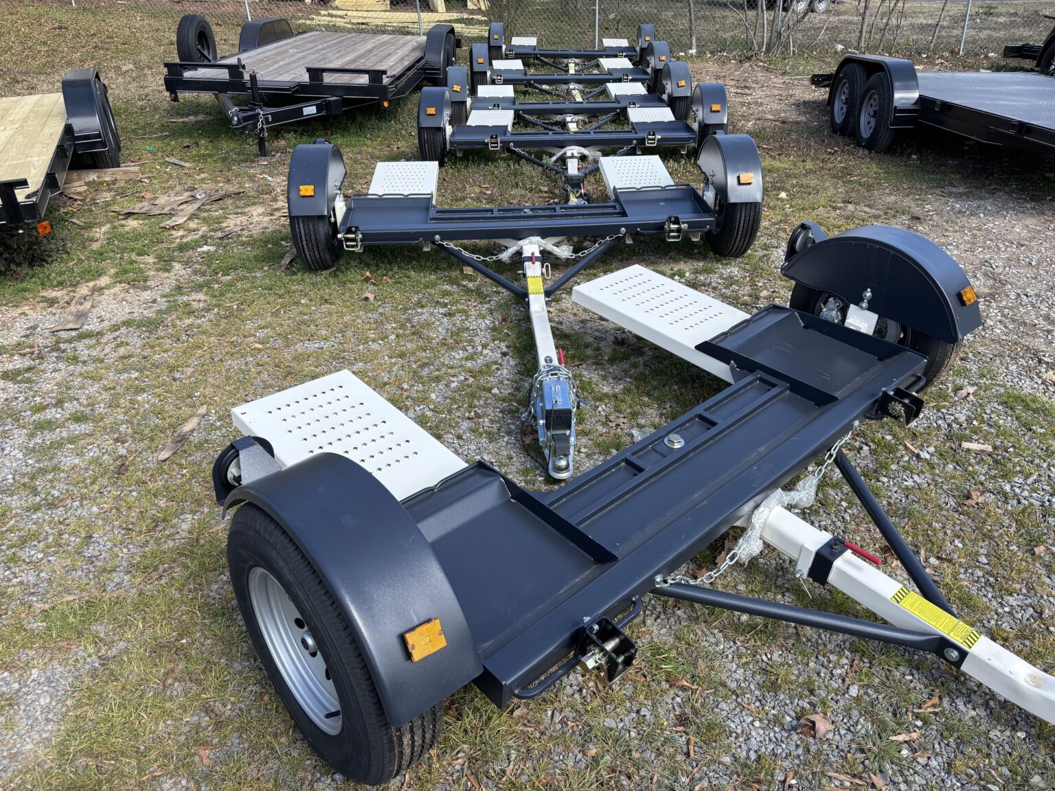 How to Use a Car Dolly: A Step- by-Step Guide for Safe Towing - Max Built Trailers